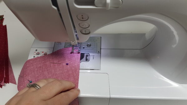 Mantel Scarf Sewing tutorial | Charmed By Ashley